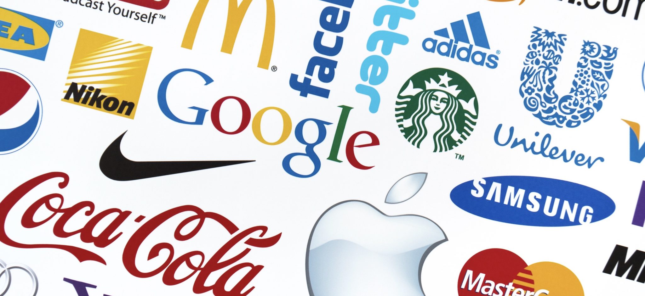 13 legendäre Marken-Logos, die mittlerweile ganz anders aussehen!